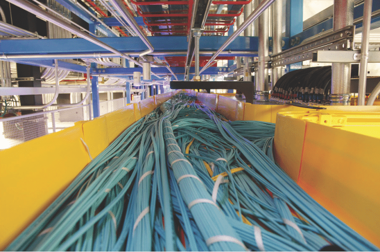 Inside a High-Performance Data Center: Compute, Storage and Networking ...